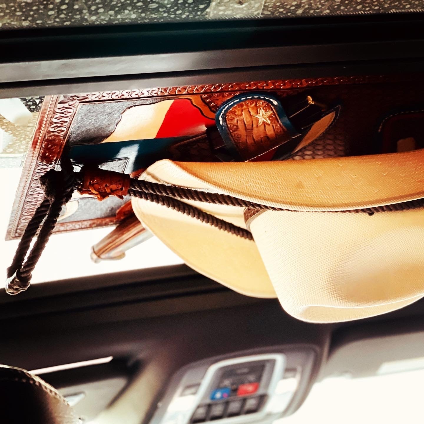 Bull Riders Edition Cowboy Hat Rack - JM Ranch Snap Racks - Texas Bull ...